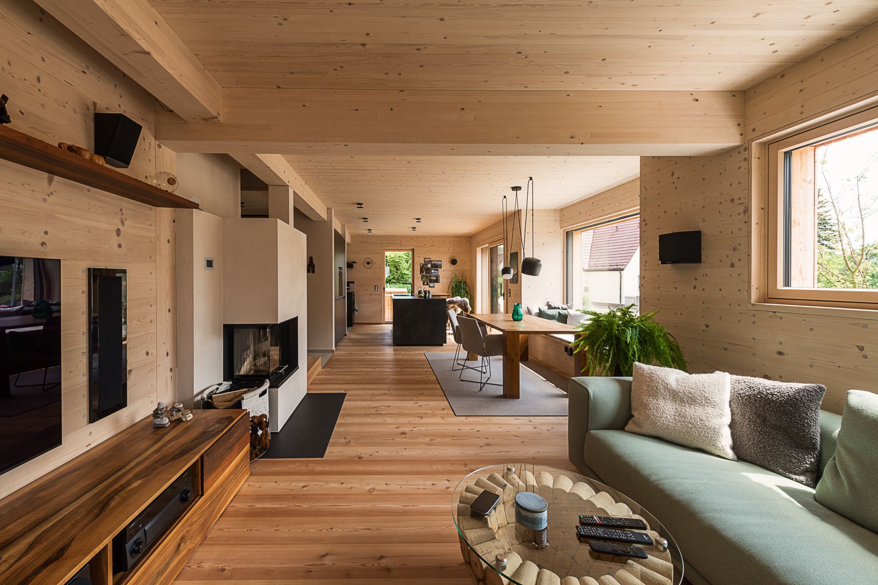 Modernes Holzhaus in Hersbruck - Thoma Holz100 - Pohmann Projektplanung ...